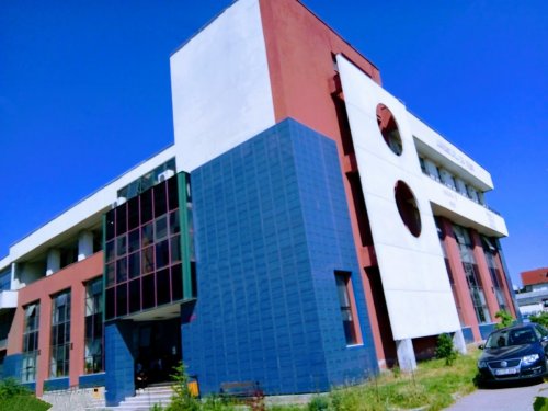 Facultatea de Științe, Educație Fizicã şi Informaticã